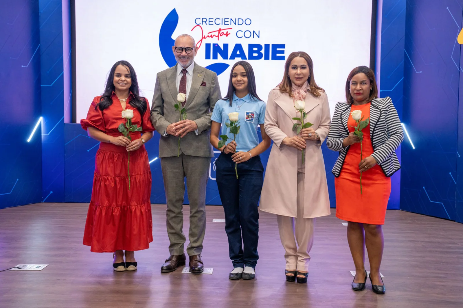 Mipymes mujeres representan más del 40% de las empresas contratadas por INABIE